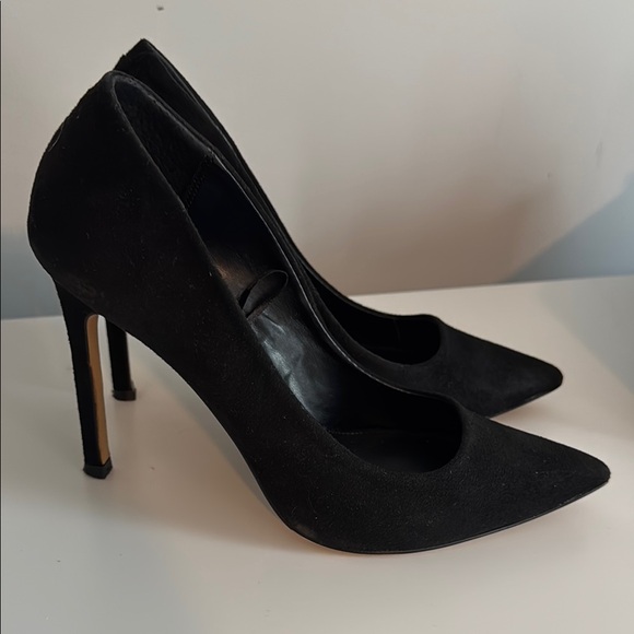 Express | Shoes | Express Black Suede Heels With Elegant Stiletto ...